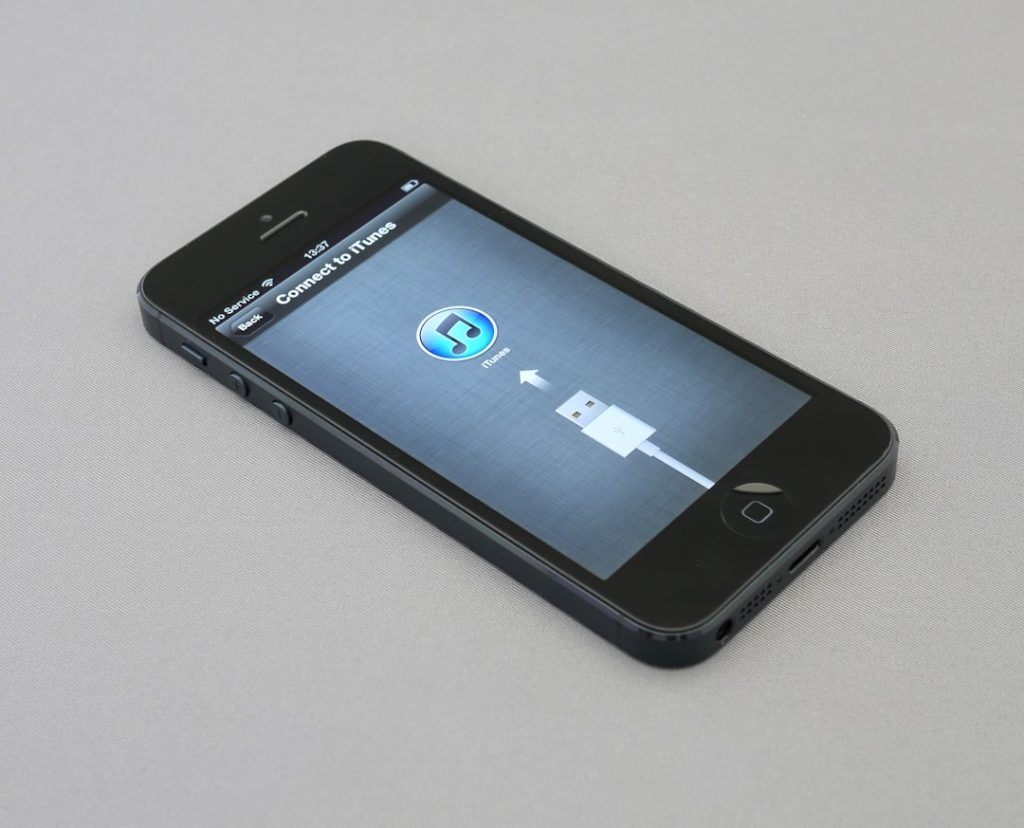 How to Access the Notification Center on an iPhone – Simple Author Box